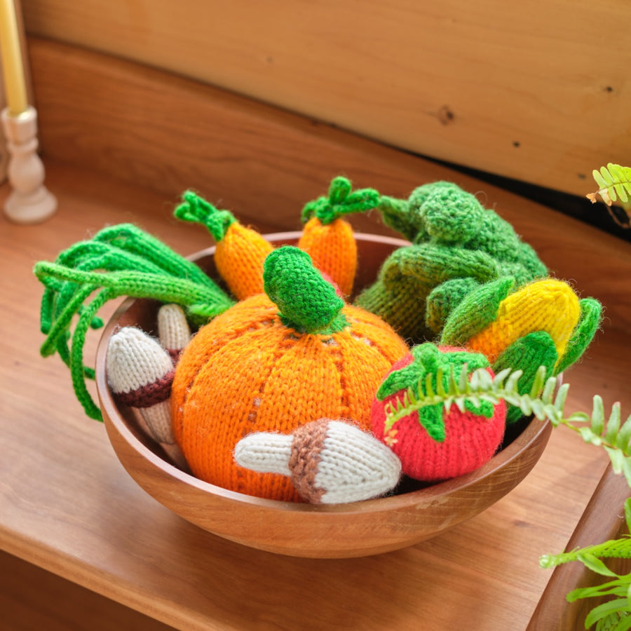 Knitted Vegetable Set (12 pieces) – Camden Rose Inc. / Palumba