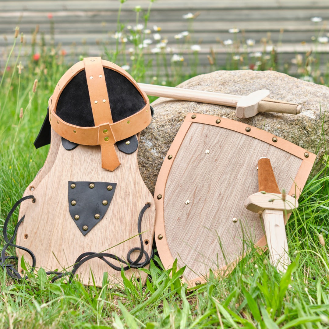 Good Knights Shield – Camden Rose Inc. / Palumba
