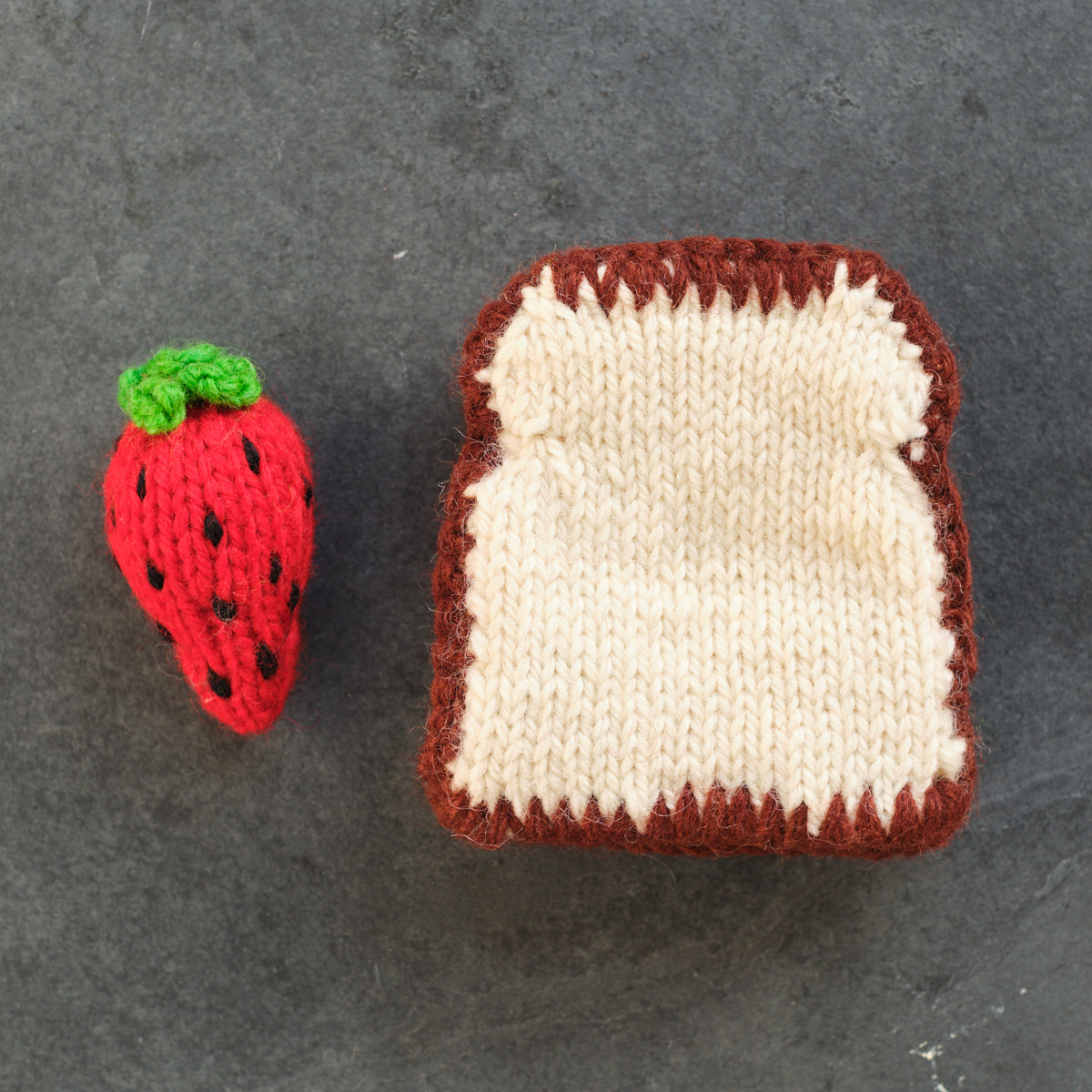 Knitted Lunch: Cheese Sandwich & Strawberry – Camden Rose Inc. / Palumba